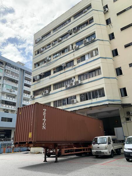 Golden Wall Flatted Factory, 2 Jalan Rajah, 1,420 sqft, Light ...