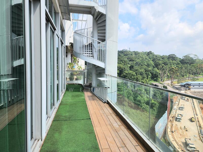 Kingsford Hillview Peak for Sale in Singapore