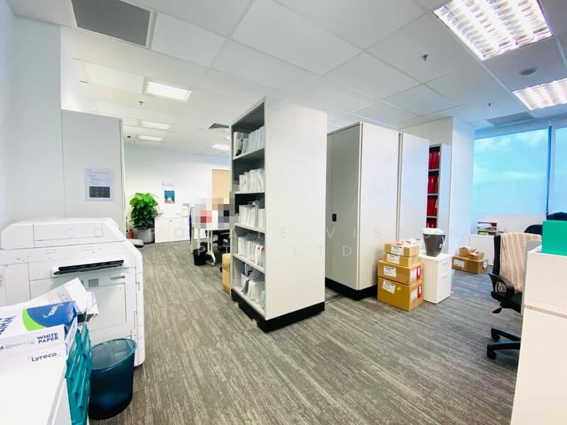 WELL FITTED, FUNCTIONAL BUSINESS SPACE: Open plan office. Modern Facade ...