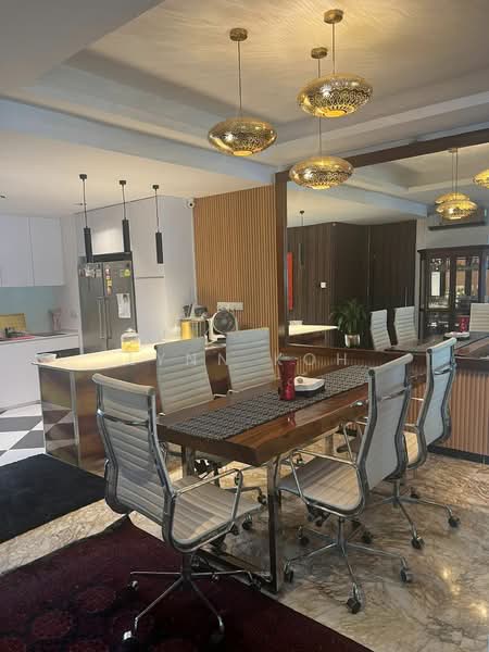 Freehold Corner Terrace Beautifully Renovated Corner Terrace For Sale ...