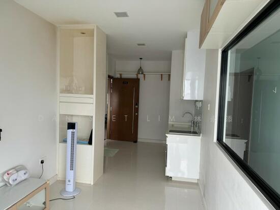 Urban Vista Condominium For Sale at S$ 1,500,000 | PropertyGuru Singapore