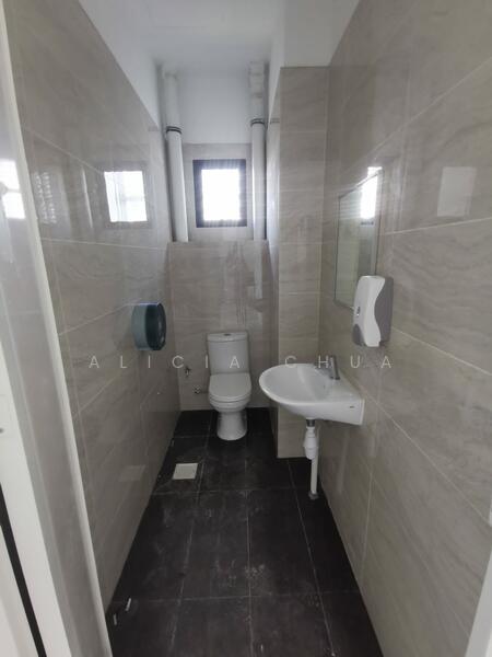 Space 21, 51 Lorong 21 Geylang, 2,433 sqft, Light Industrial (B1) For ...