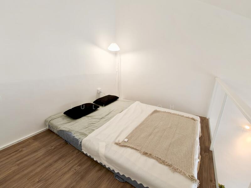 Upper Thomson MRT! Superb Location Seconds Walk to MRT with Many ...