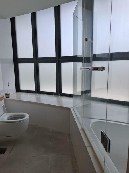 One Oxley Rise, 1 Oxley Rise, 2 Bedrooms, 1109 sqft, Apartment For Rent ...