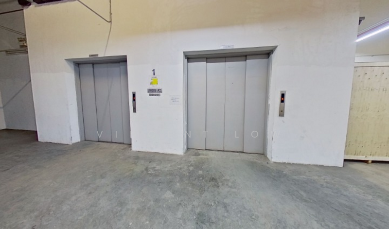 Dormitory Detached Factory 4-storey B2 with 40 footer loading bay ...