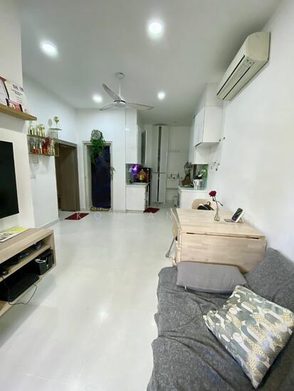 Urban Vista Condominium For Sale at S$ 1,100,000 | PropertyGuru Singapore