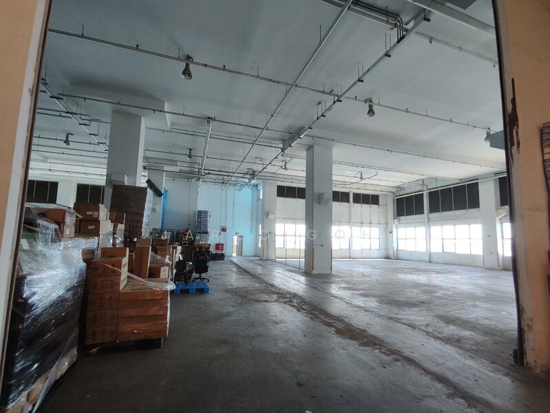 Jurong 40ft Ramp-Up Warehouse Space With Own Loading Bay, Tuas Ave 11 ...