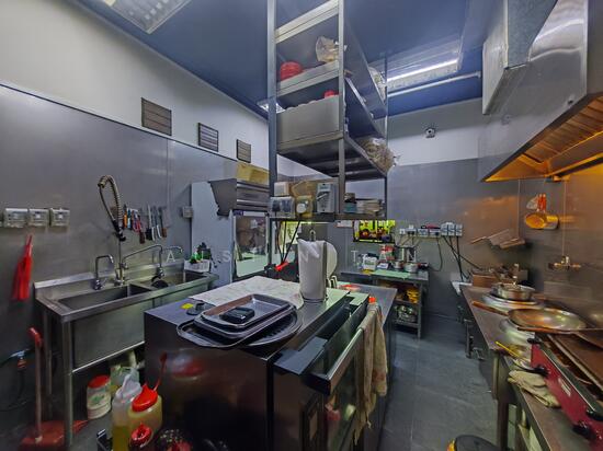 The Brooks I & The Brooks II, 60 Springside Walk, 1108 sqft, Mall Shop ...