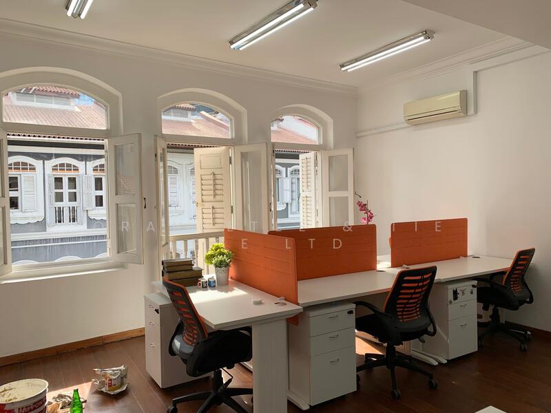 ⭐️Shophouse Best natural light Lovely high ceiling ️TANJONG PAGAR MRT⭐ ...