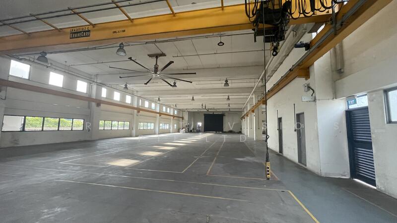 Ramp Up B2 Factory Woodlands 35,000sqft with Overhead Crane Parking ...