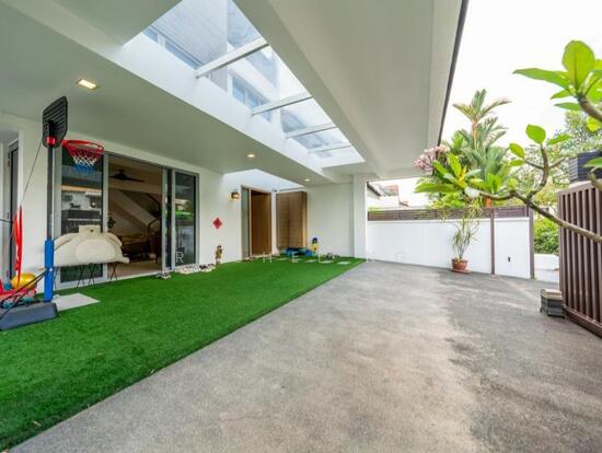 ⭐️Greenwood 2.5sty Renovated⭐️10m Frontage⭐️TKK Mrt ☎️9238.8820 Rachel ...