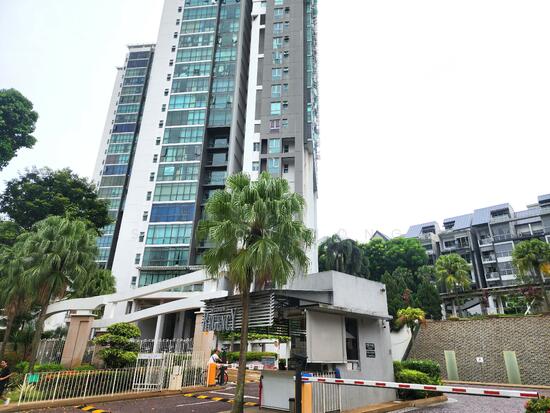 Hillview Regency Condominium For Sale at S$ 1,050,000 | PropertyGuru ...