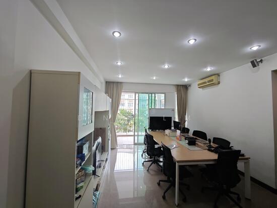 Moonstone Residences Apartment For Sale at S$ 1,930,000 | PropertyGuru ...