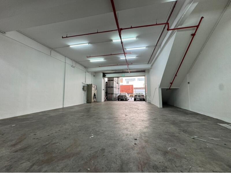 Kb Industrial Building, 10 Kaki Bukit Road 1, 5,049 sqft, Factory ...