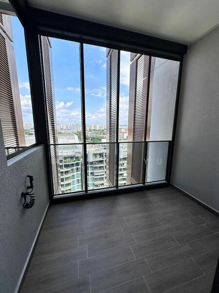 Kingsford Hillview Peak for Sale in Singapore