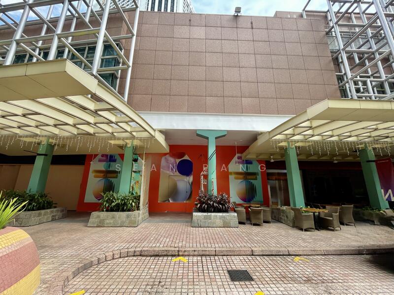 ☎️Prime F&B Space near Promenade MRT Vicinity | Excellent Frontage ...