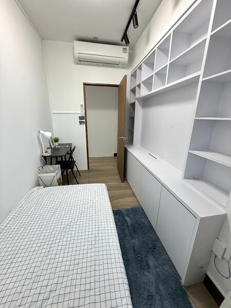 Tanglin View, 150 Prince Charles Crescent, Room Rental, 100 sqft ...