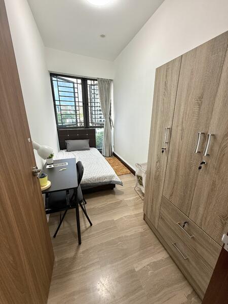 Tanglin View, 150 Prince Charles Crescent, Room Rental, 100 sqft ...