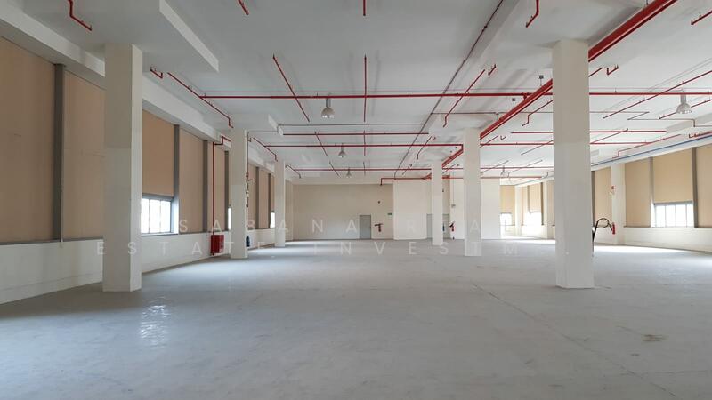 B2 WAREHOUSE @ 10 CHANGI SOUTH _ 6M HIGH CEILING & NEAR MRT, Changi ...