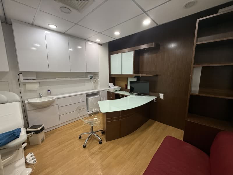 Mount Elizabeth Hospital / Medical Center, 3 Mount Elizabeth, 135 sqft ...