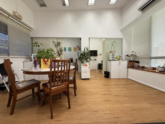 One Commonwealth, 1 Commonwealth Lane, 1,636 sqft, Light Industrial (B1 ...