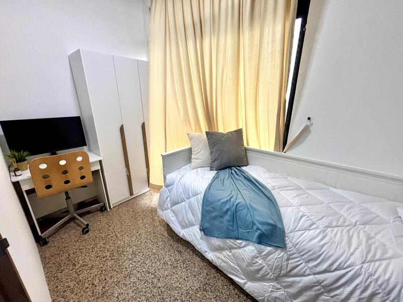 Dover Parkview, 32 Dover Rise, Room Rental, 43 sqft, Condominium For ...