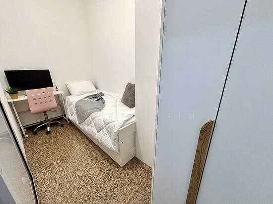 Dover Parkview, 32 Dover Rise, Room Rental, 60 sqft, Condominium For ...