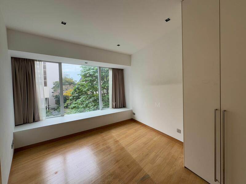 94 Properties for Sale - The St Regis Singapore in Singapore ...