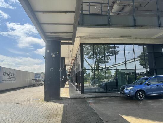 Hair spa salon / music bar / massage/ restaurant for foreign workers ...