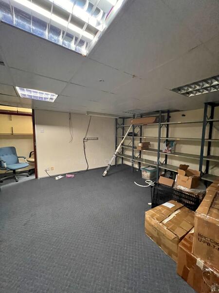 Citilink Warehouse Complex, 102F Pasir Panjang Road, 1884 sqft, Light ...