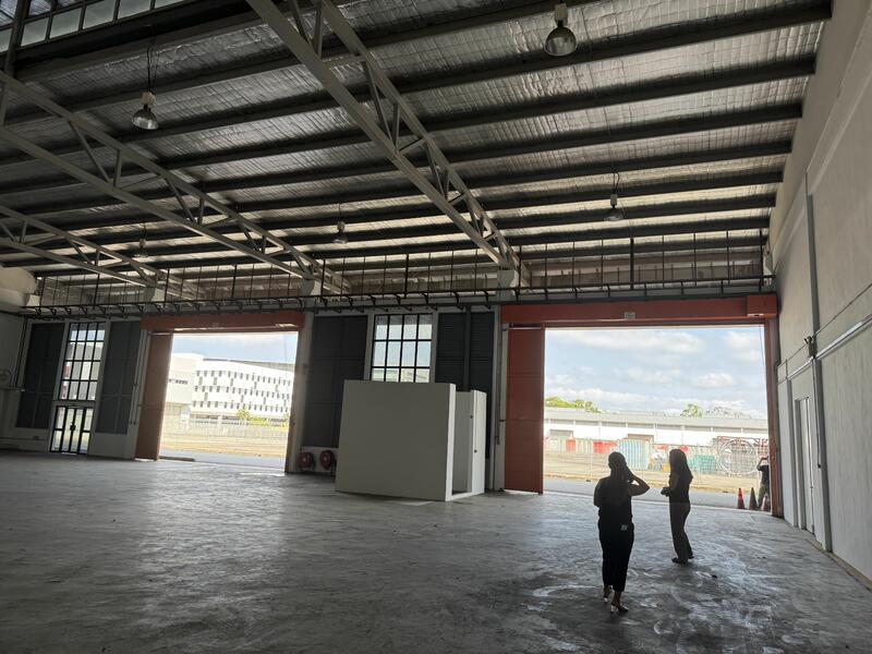 Terrace warehouse / workshop 11m high direct access unit, , 8300 sqft ...