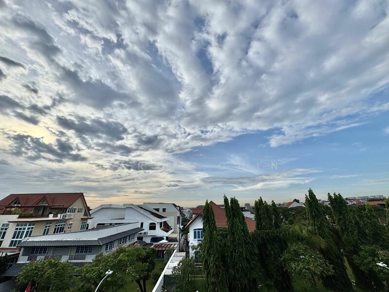 2.5-Storey Semi D in Frankel Estate Siglap Dunbar Walk Jedburgh Gardens ...