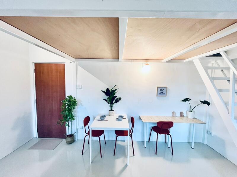 Upper Thomson Mrt Studio Apartment! Seconds walk to MRT from Door Step ...