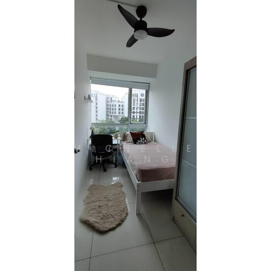 Caspian, 50 Lakeside Drive, Room Rental, 100 sqft, Condominium For Rent ...