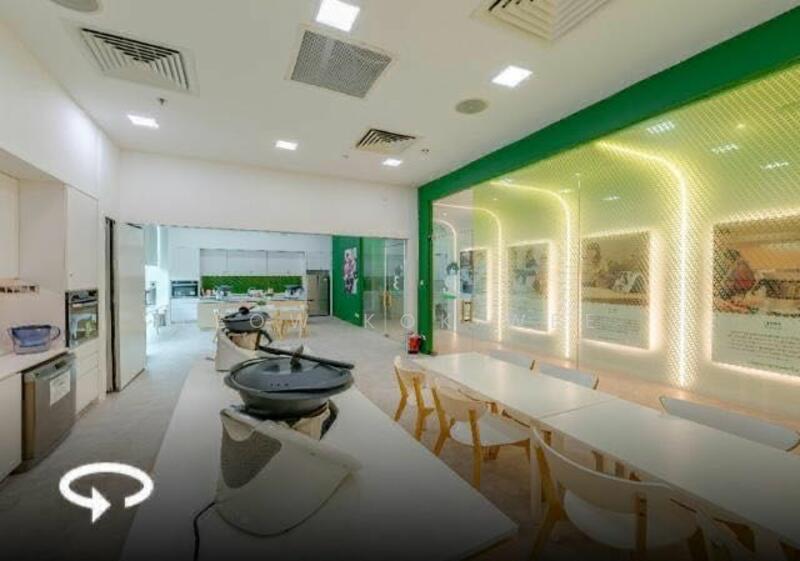 1st floor demo / showroom/ studio design office unit - Ground floor 5m ...