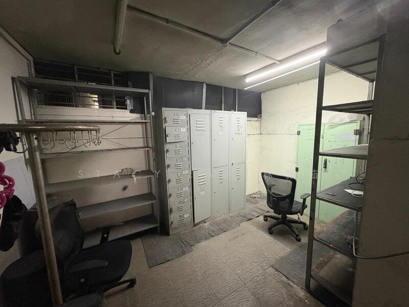 Ground floor Terrace Kallang 5595sqft for sales, , 5595 sqft, Light ...