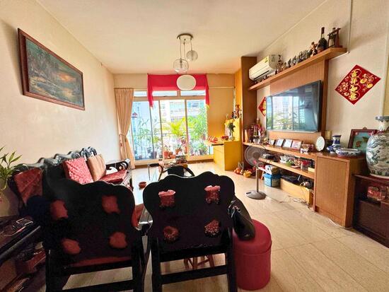 Hillington Green Condominium For Sale at S$ 2,500,000 | PropertyGuru ...