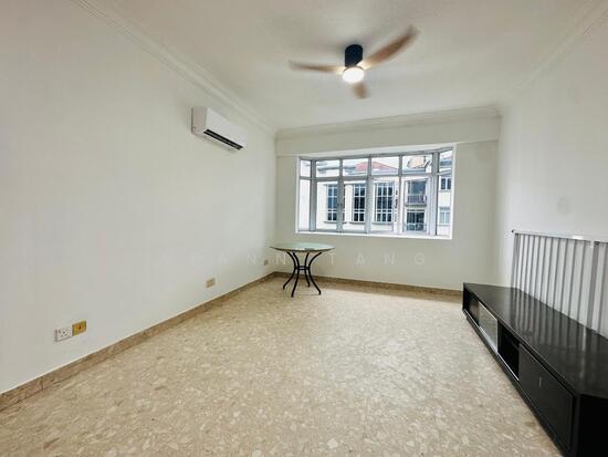 Hillview 128, 124 Hillview Avenue, 3 Bedrooms, 1023 sqft, Apartment For ...