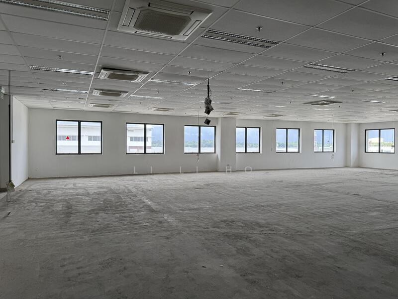 Loyang Crescent standalone factory / warehouse / office / open space ...