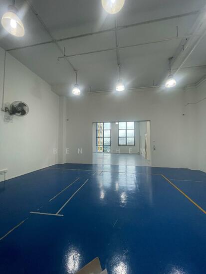 Tradehub 21, 18 Boon Lay Way, 1389 sqft, Light Industrial (B1) For Rent ...