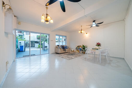 Sennett Estate, Belimbing Avenue, 4 Bedrooms, 2,500 sqft, Terraced ...