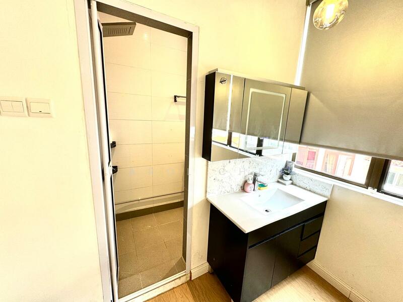 Boon Sing Building, 41 Middle Road, 1,119 sqft, Office For Sale, by ...