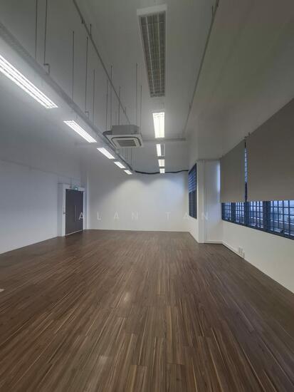 CT Hub 2, 114 Lavender Street, 1098 sqft, Light Industrial (B1) For ...