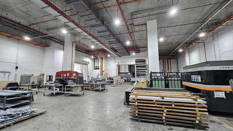 Gul Circle, Gul Circle, 39,300 sqft, Factory / Workshop (B2) For Sale ...