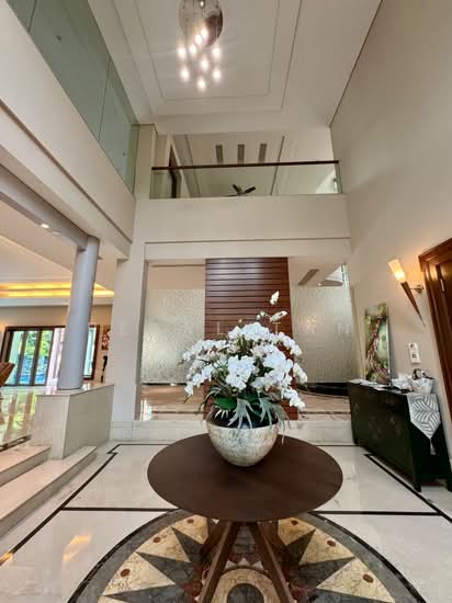 ️ ️! NEW EXCLUSIVE LIST! MODERN 2 STY GCB , HUGE POOL, 7 BEDS- ENSUITES ...