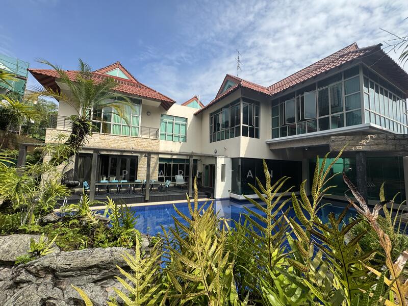 ️ ️! NEW EXCLUSIVE LIST! MODERN 2 STY GCB, HUGE POOL, 7 BEDS- ENSUITES ...