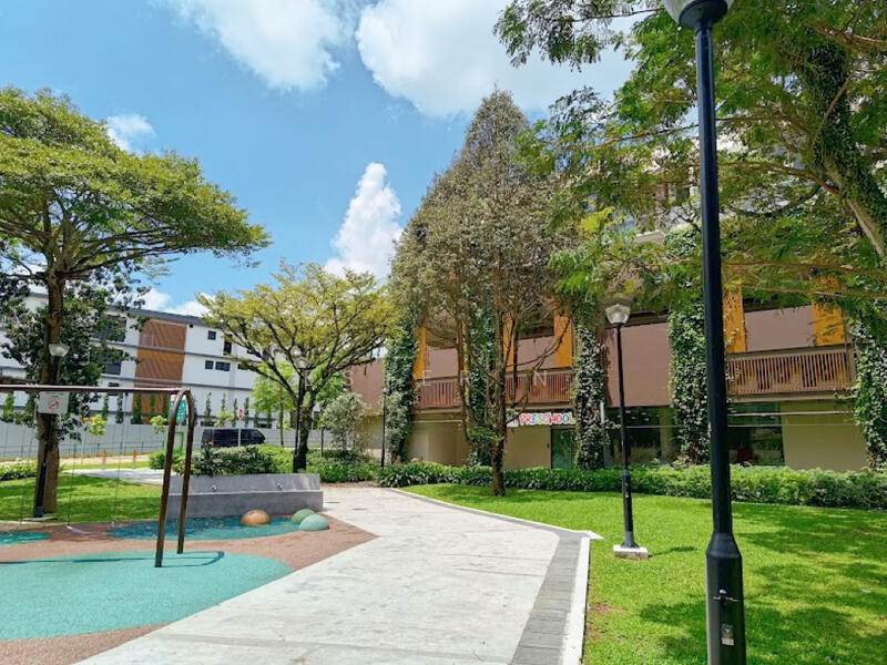 Holland Grove Landed Hse Near Henry Park Primary School Semi-Detached ...