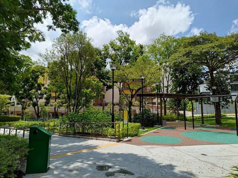 Holland Grove Landed Hse Near Henry Park Primary School Semi-Detached ...