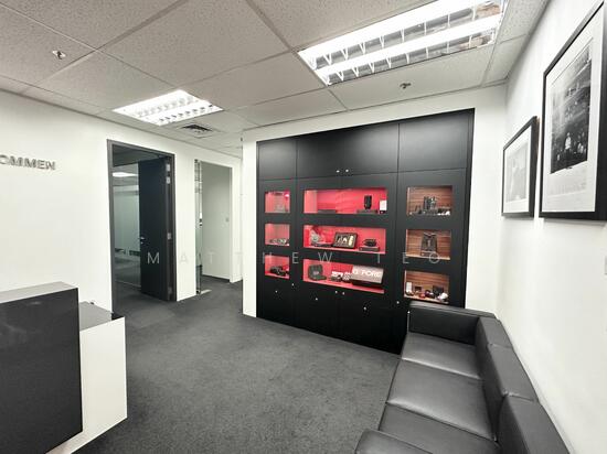 International Building, 360 Orchard Road, 1992 sqft, Mall Shop For Rent ...