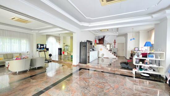 ⭐️D19 Landed ⭐️Original 2.5 Storey Semi-D @ Serangoon Garden Estate ...